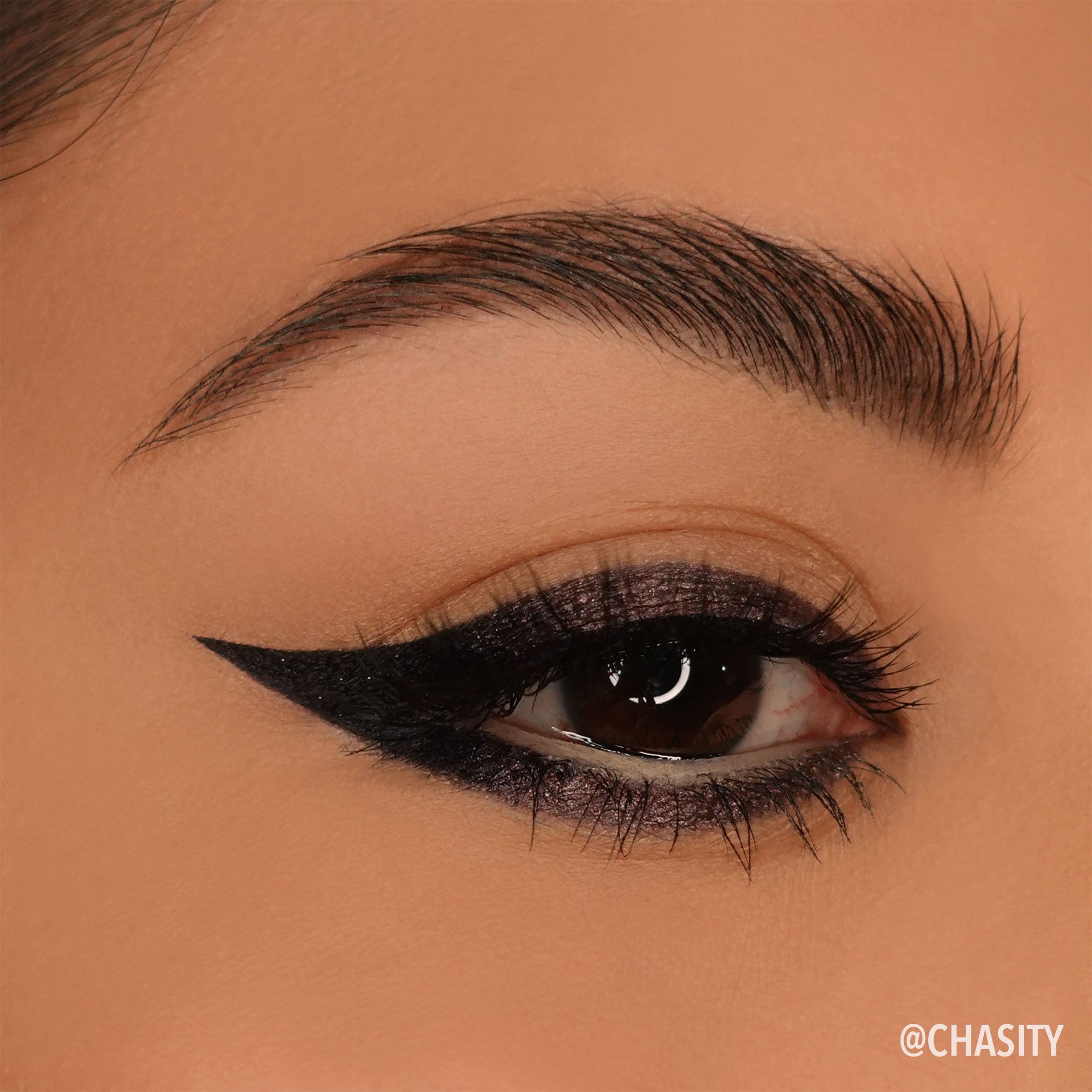 Statement Shimmer Liner (011, Black Pearl) | MOIRA Cosmetics