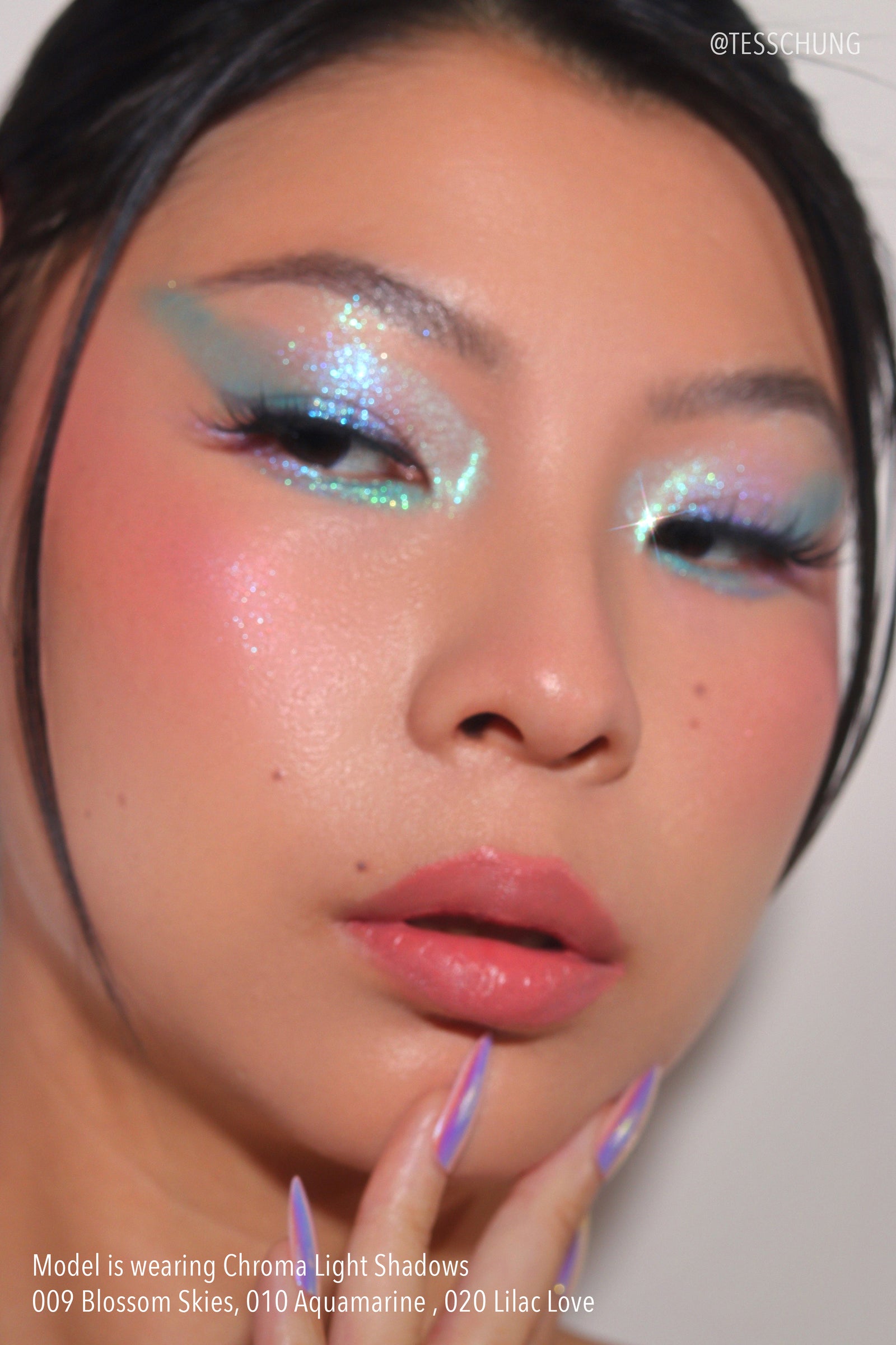 Chroma Light Shadow (010, Aquamarine)