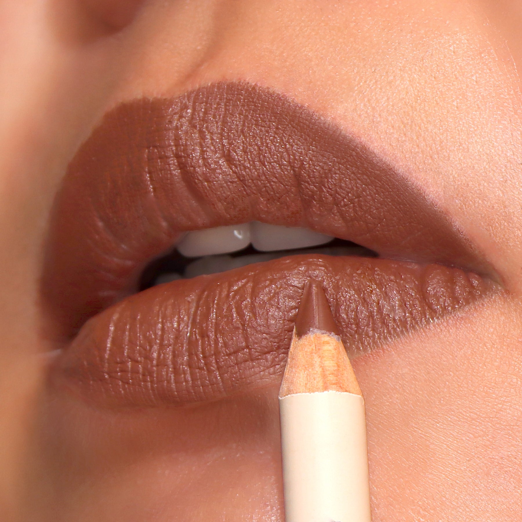 Must-Have Lip Liner (002, Natural Sand) | MOIRA Cosmetics