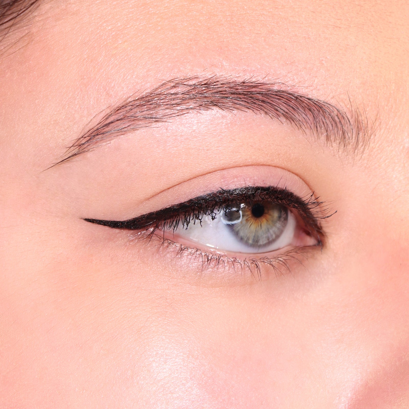 Micro Tip Liquid Liner (001, Black) | MOIRA Cosmetics